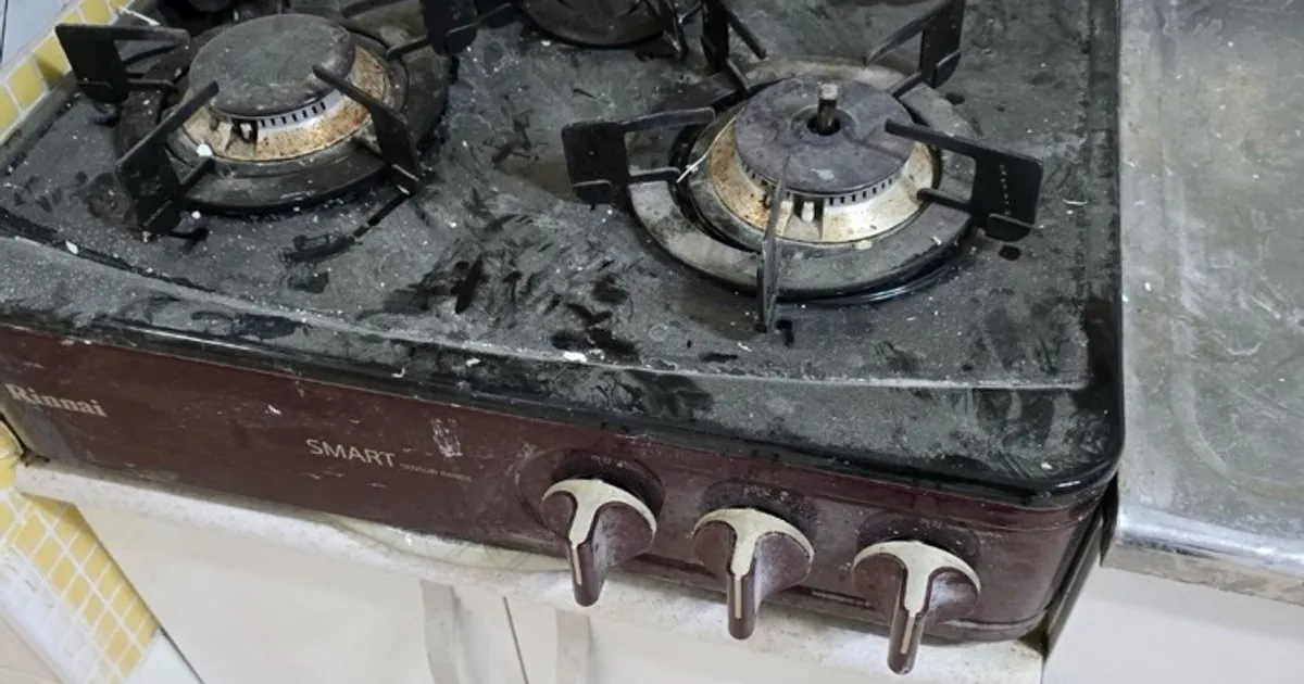 꼼꼼하게 특이 사항 있는 부분 확인되는대로 바로바로 연락주시면서 작업해주셨고 본인 사는 집이라는 마인드로 깨끗하게 청소해