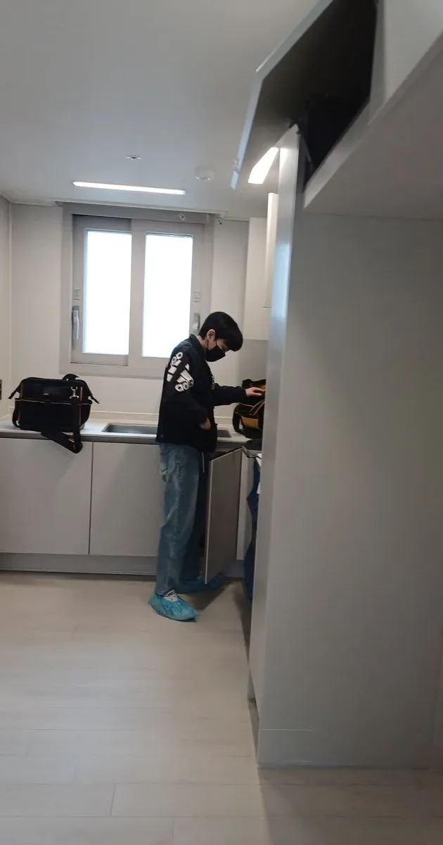 약속시간도 잘지켜서 왔고장비로 잘 점검해주셨어요 가격도 다른 업체에 비해 저렴해서 잘 선택한거 같아요 고맙습니다 숨고 숨은고수