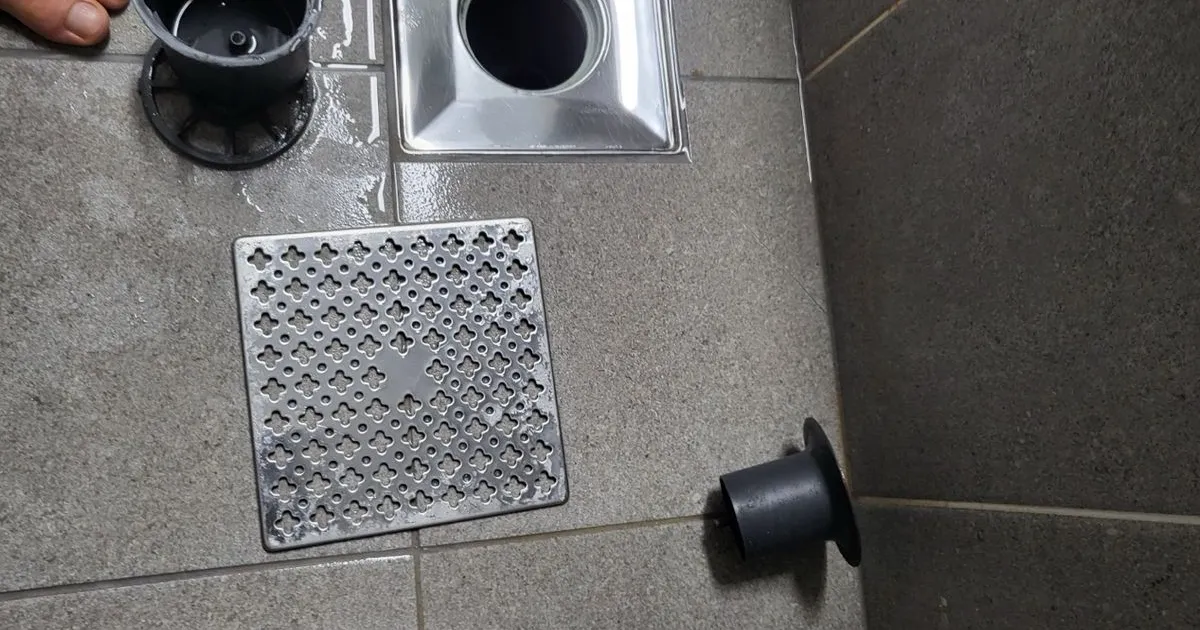꼼꼼히 실시간으로 사진보내주시고 열심히청소해주신게 옆에서안봐도 느껴져서 신뢰가갔어요 ㅜ 리뷰좋아서 선택했는데 후회안합니다 ㅎㅎ