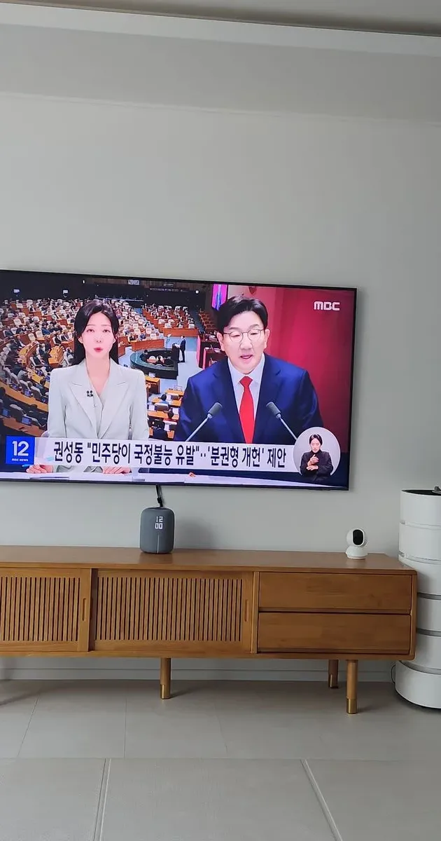 친절하고 꼼꼼하게 짚어주셨어요 뚱지니는 감추지 않아도 되서 나중에 날씬 지니로 바꾸면 뒤에 달게될 브라켓도 달아주셨네요