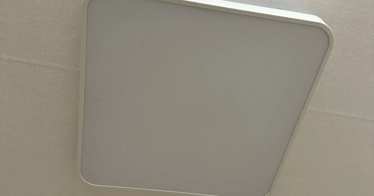 오늘 전등을 교체해 주셨는데 친절하게 잘 설명해주시고 꼼꼼히 봐주셔서 감사했습니다 숨고 숨은고수